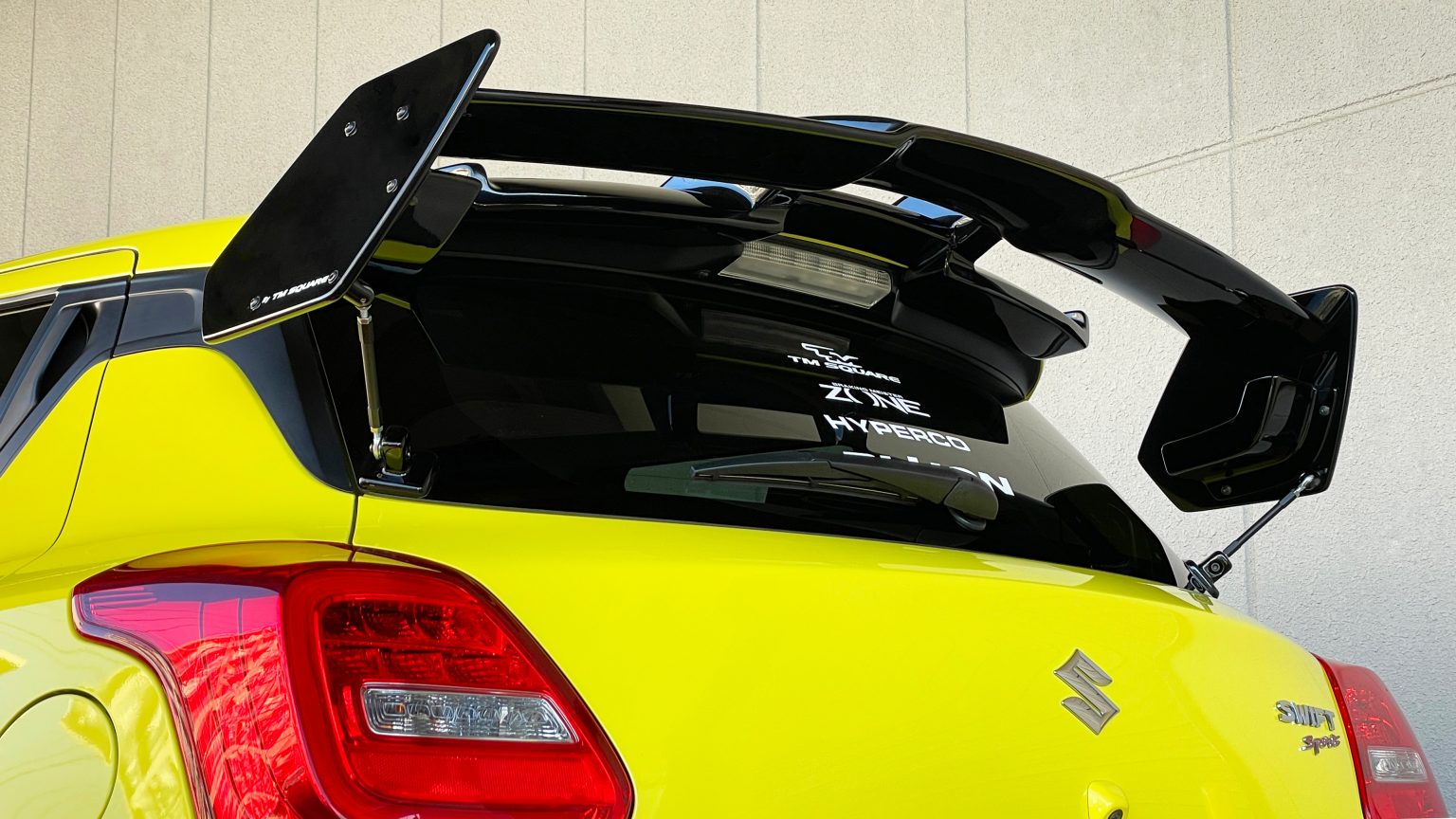 MINORU TANAKA BLOG » Blog Archive » TM-SQUARE リアウイング ＜ZC33S＞ WEBページ完成！！